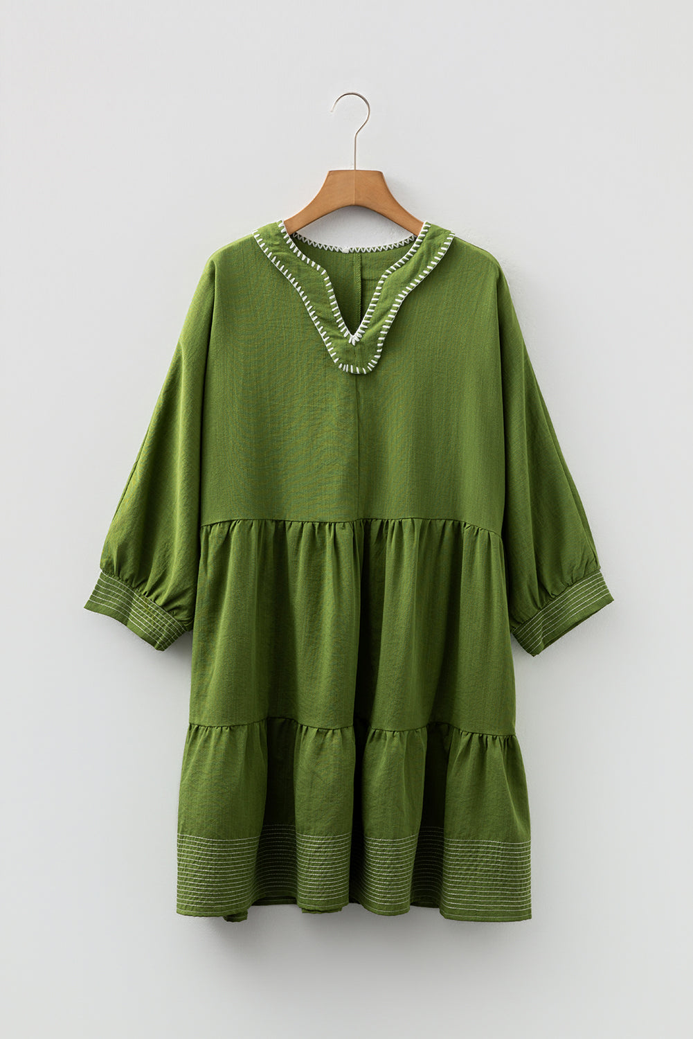 Jungle Green Contrast Stitched V Neck 3/4 Sleeve Tiered Mini Dress – Monroe Collective
